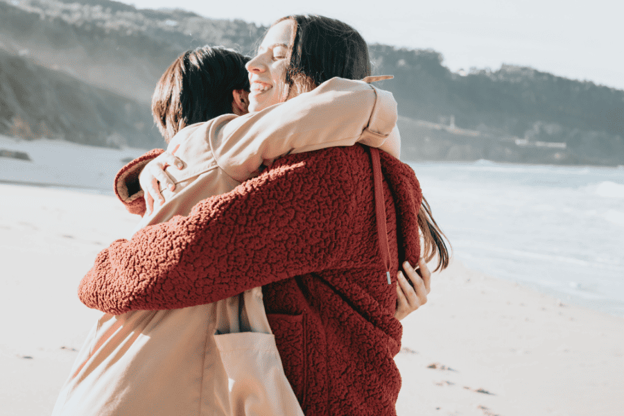 The Exclusive Guide To Manifest Friends: 7 Powerful Steps - Glamorous ...